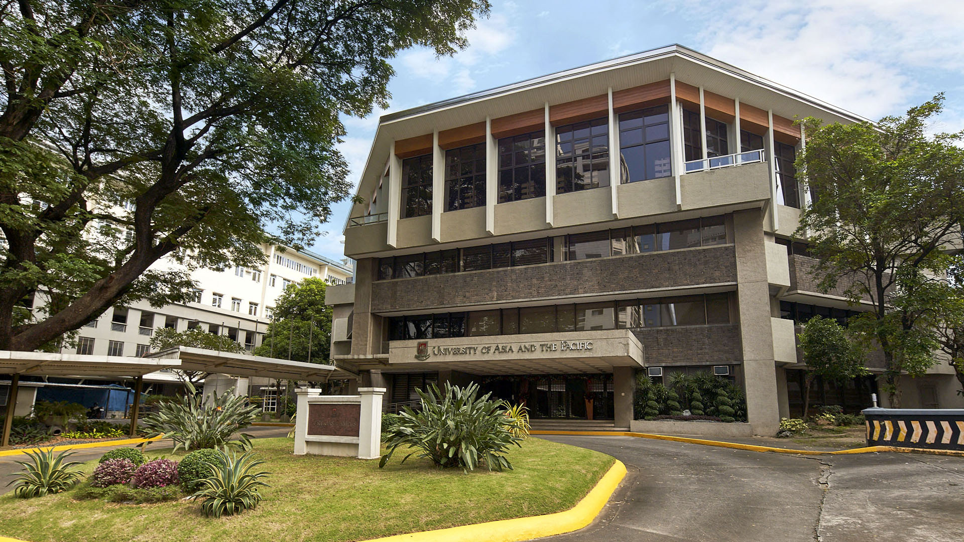 Top Colleges and Universities in Metro Manila 2025 | CourseFinder PH